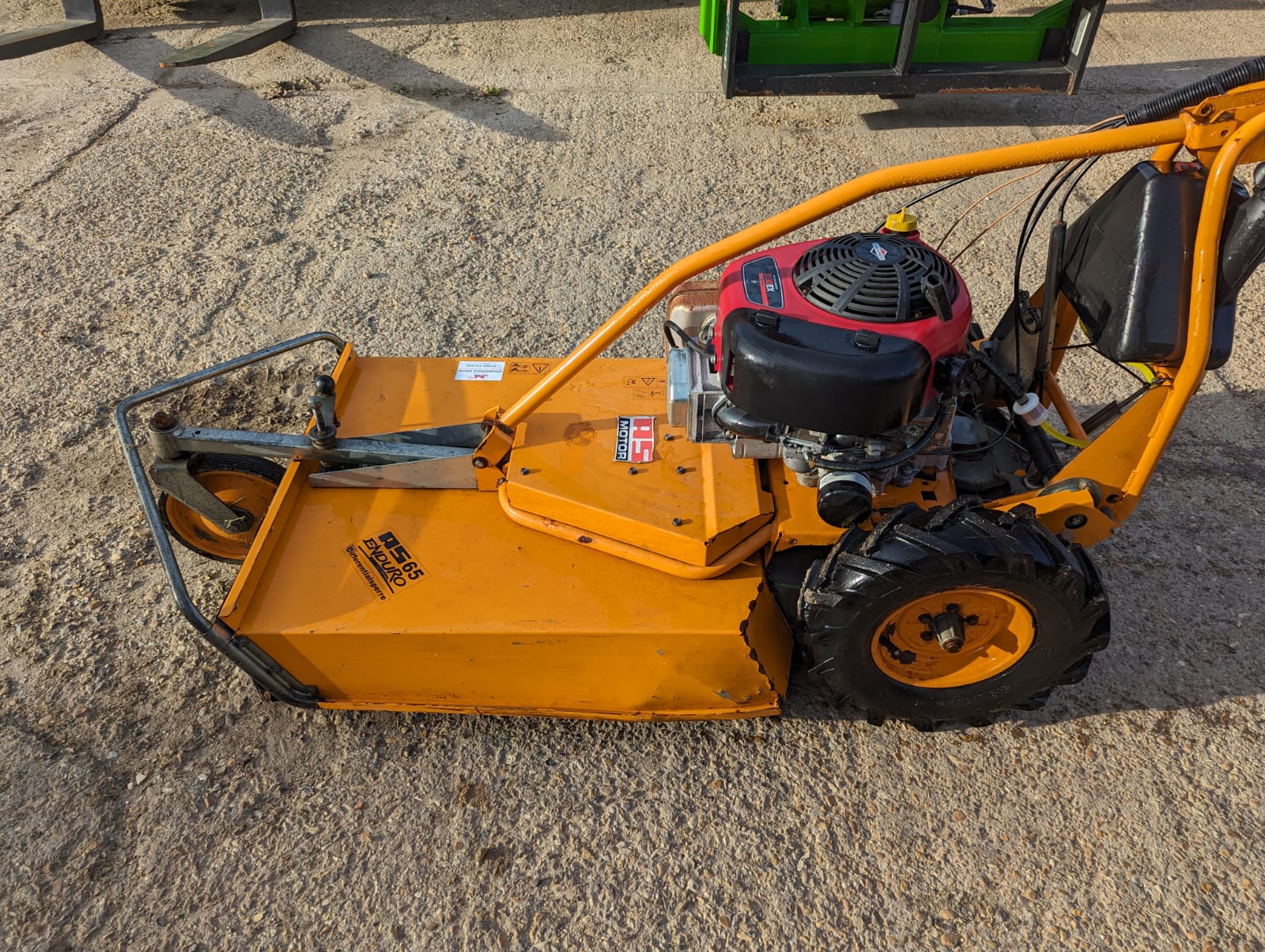 USED AS MOTOR AS65 PEDESTRIAN ROUGH CUTTER - STUBBINGS BROS LTD
